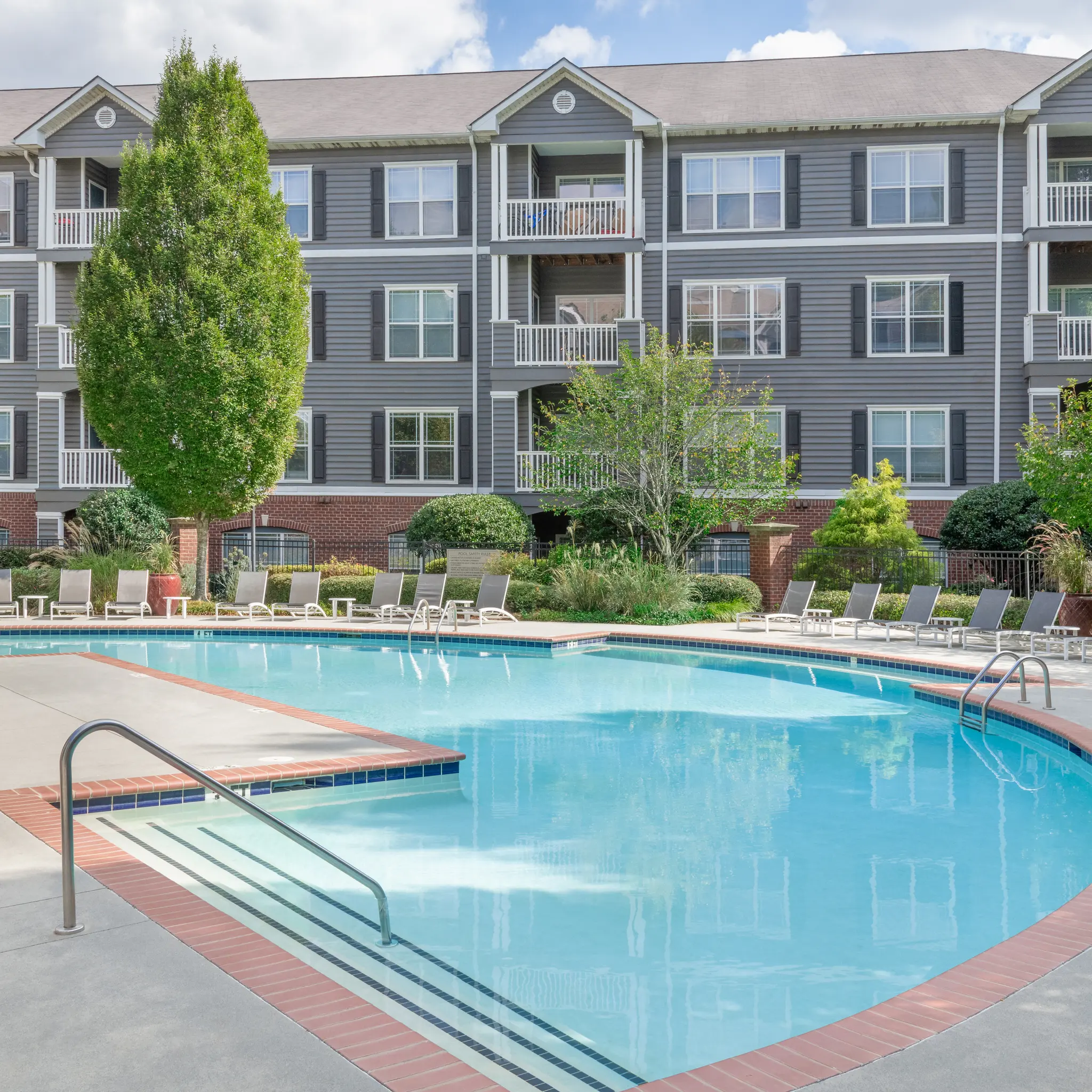 Comfortable Apartments in Atlanta, GA | The Brooke